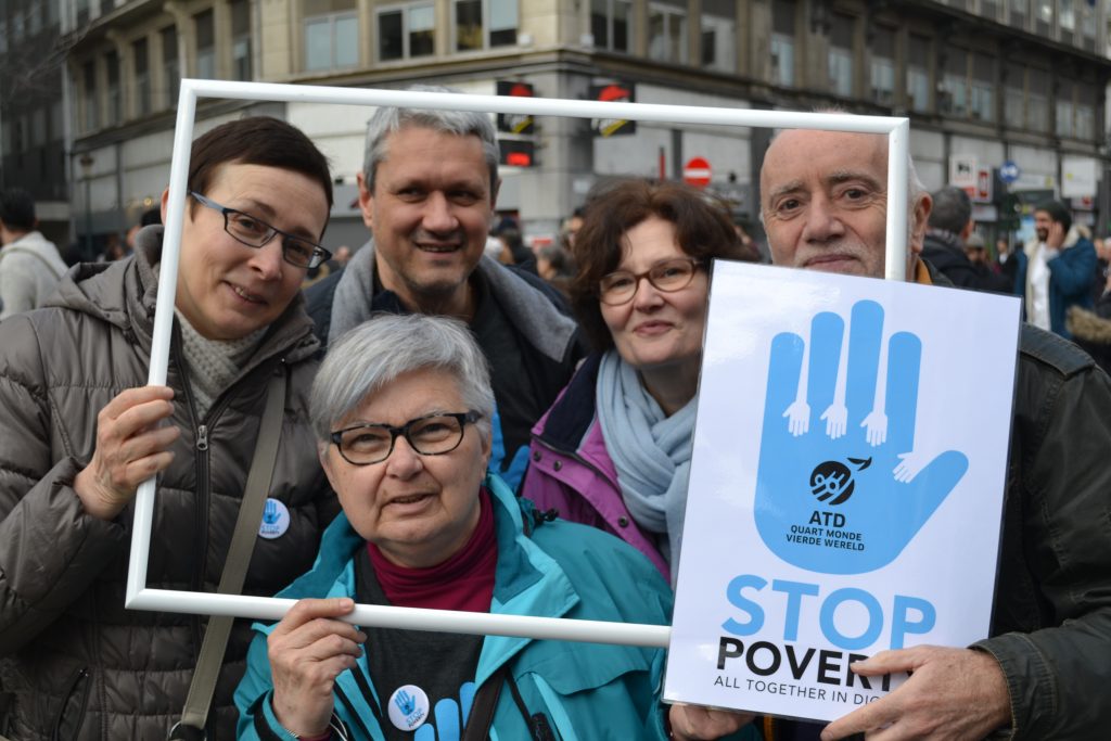ATD Vierde Wereld sluit de campagne 'Stop Armoede. Samen voor ...